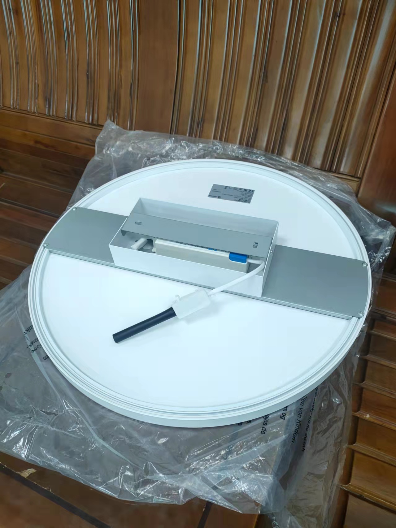 Frameless RGB+CCT ceiling panel light